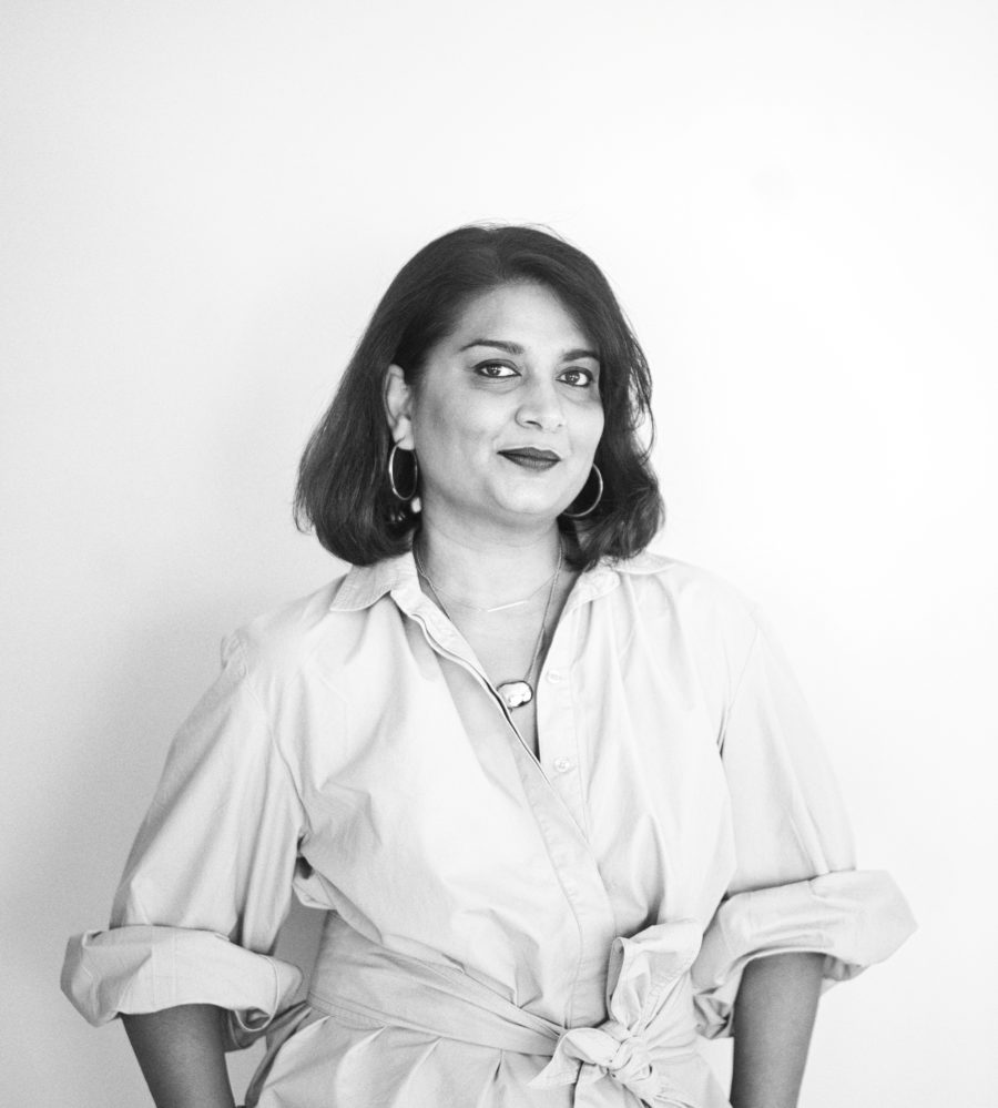 6 Women Share The Favourite Books They Carry On Their Travels - Runway ...